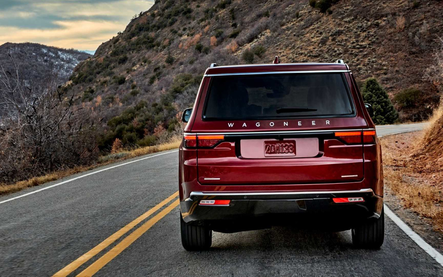 Jeep Wagoneer Series III 2022 | SUV Drive